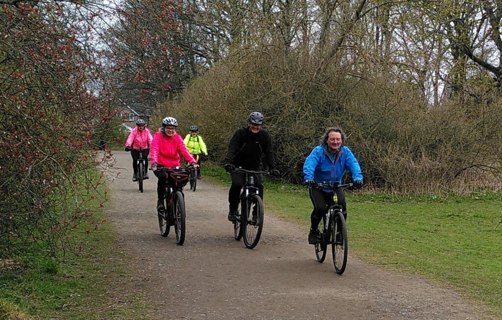 Lang Toun summer trails bike ride - Kirkcaldy three parks off-road loop ...